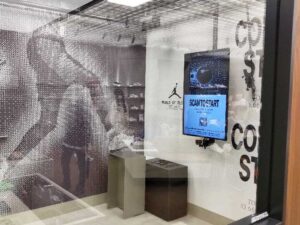 ジョーダンストア「World of Flight Tokyo Shibuya」の入店方法や限定カスタマイズ商品 | もののながれや